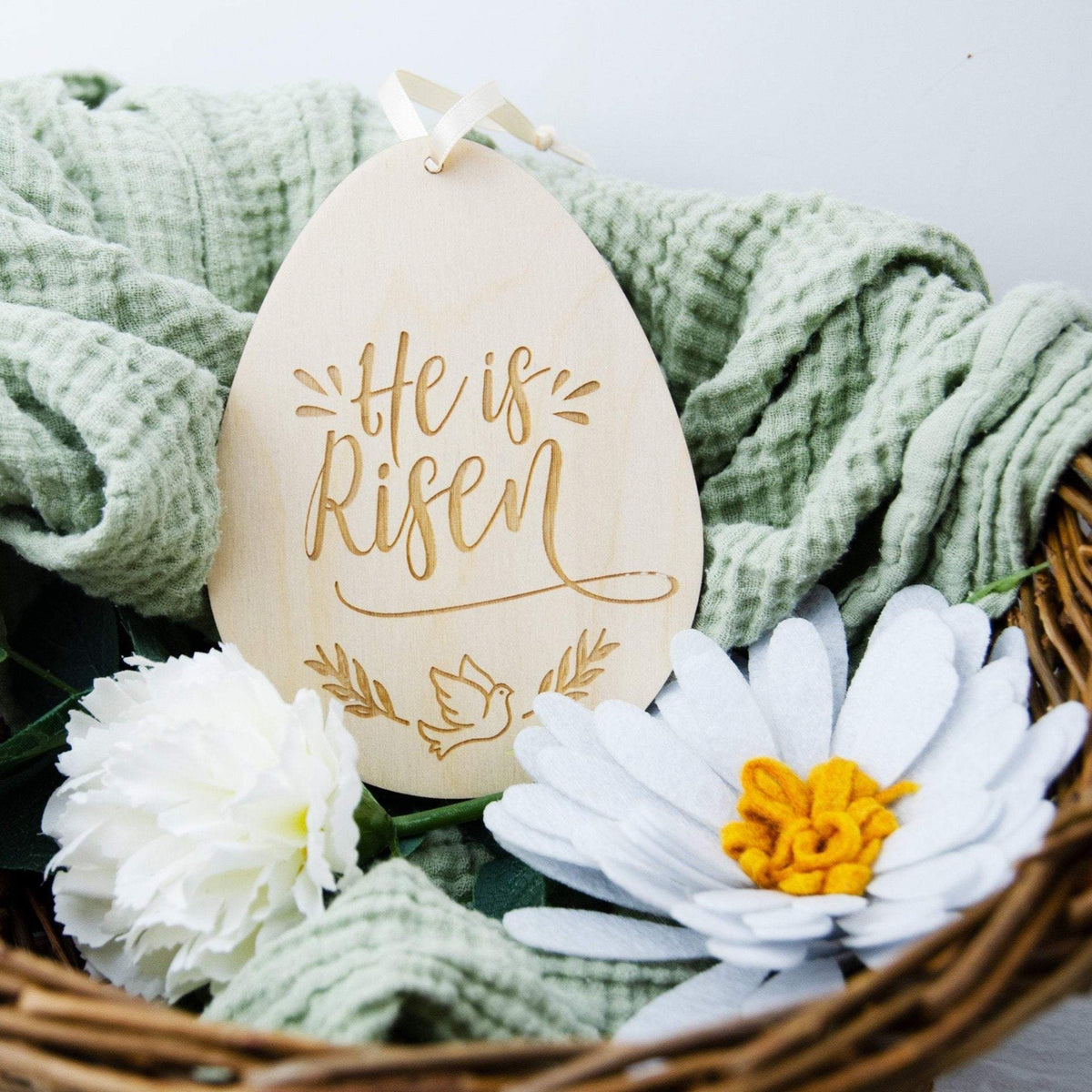 Christian faith based easter decoration – Birch and Tides