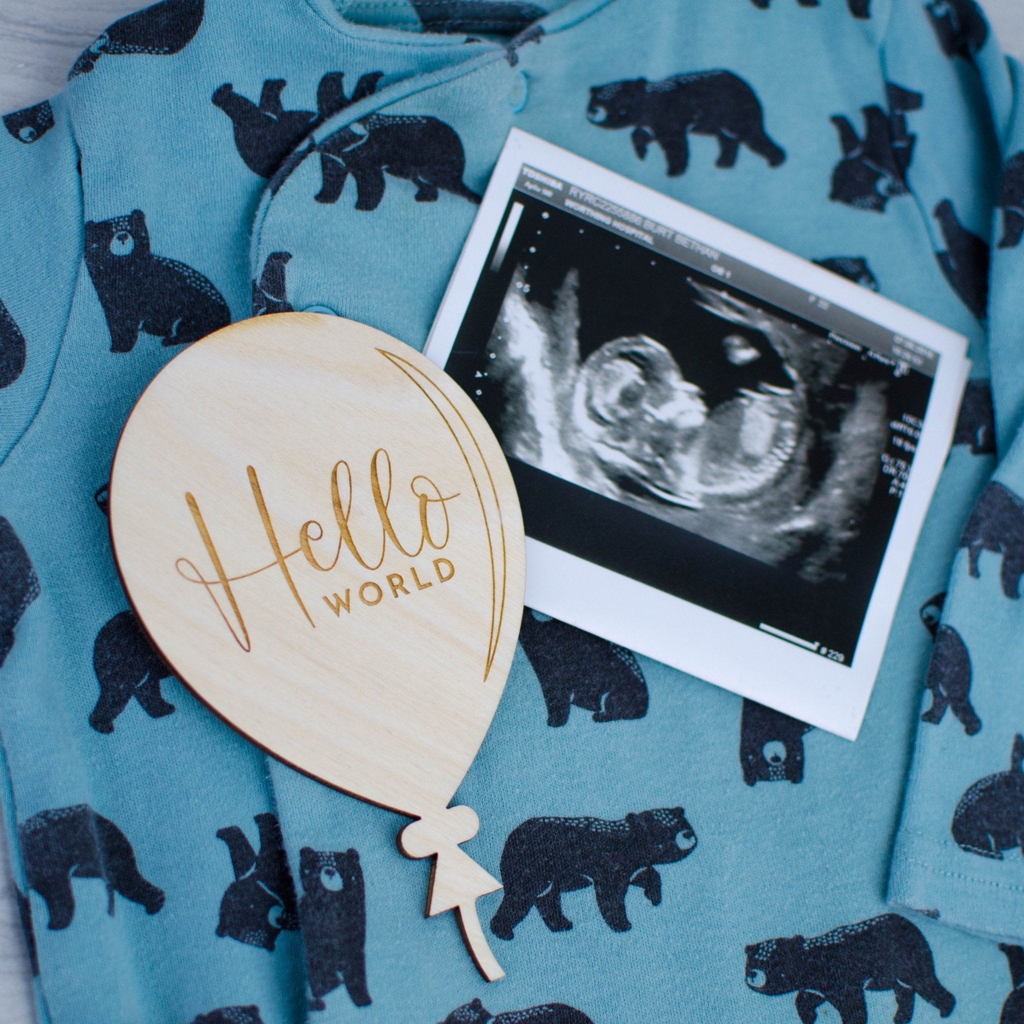 Hello World balloon baby milestone – Birch and Tides
